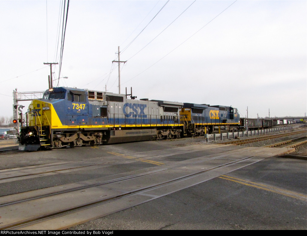 CSX 7347 and 7920